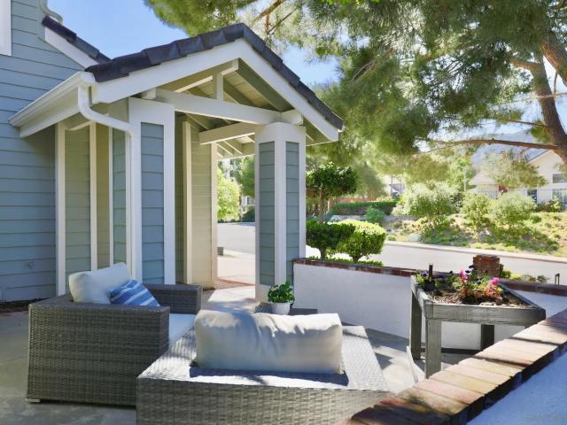 45946 Clubhouse Dr, Temecula, CA 92592 | MLS #260007 | Compass