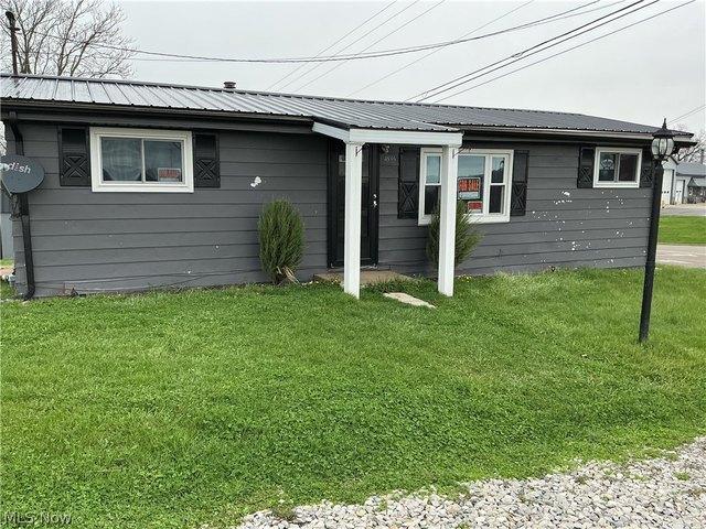 4595 Boggs Rd, Zanesville, OH 43701