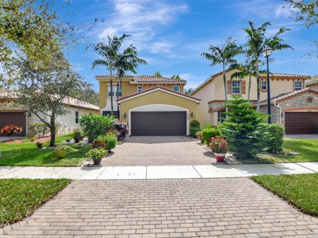 4598 Capital Dr, Lake Worth, FL 33463 | MLS #R11133 | Compass