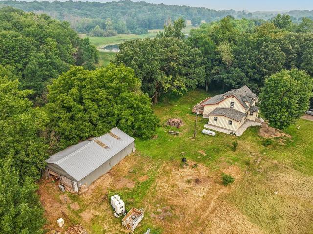 45990 Acacia Trail