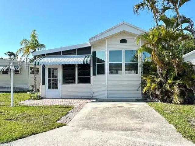 4590 Candlestick Ct E, Estero, FL 33928 MLS 224027701
