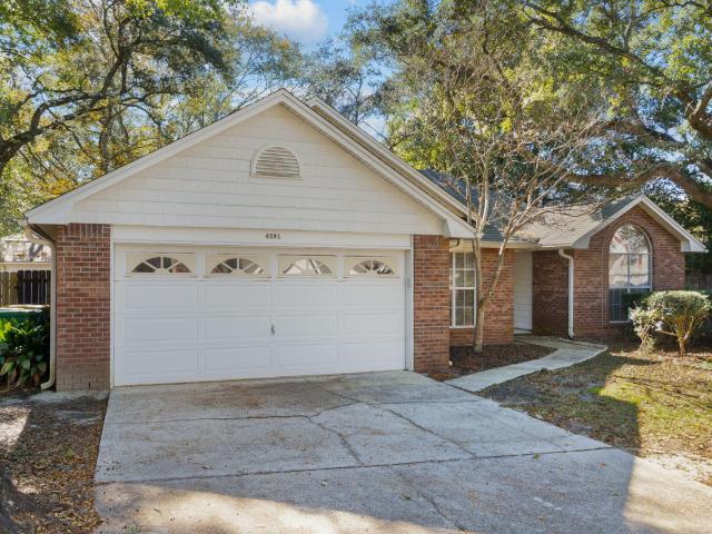 4591 Scarlet Dr, Crestview, FL 32539 | MLS #982307