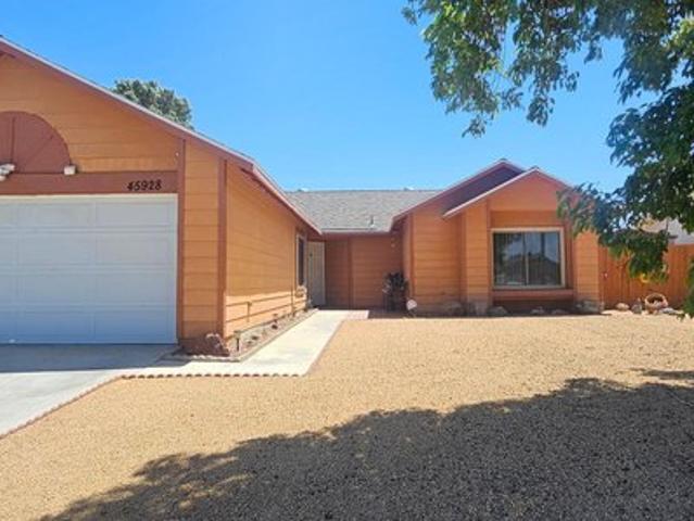 45928 Foxtail St, Lancaster, CA 93534