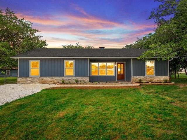 4593 E Old Axtell Rd, Axtell, TX 76624