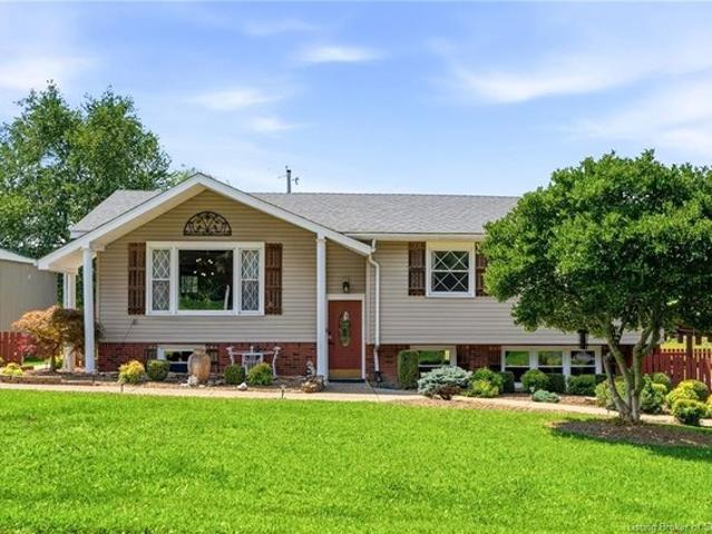 4593 Raymond Rd NE, Corydon, IN 47112