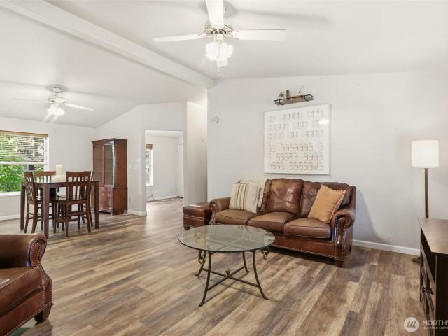 459 Commercial Avenue