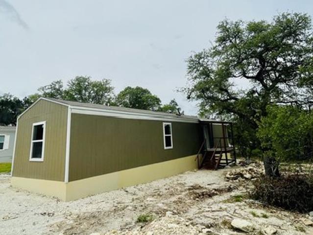 459 Clay Rdg, Canyon Lake, TX 78133