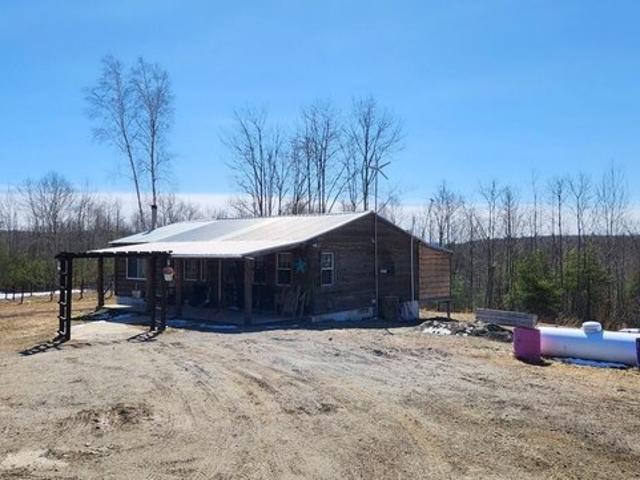 459 Adams Rd, Chesterville, ME 04938