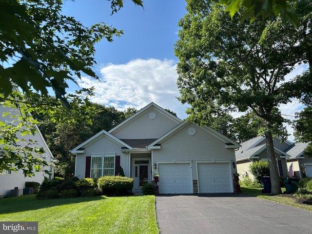 459 Golf View Dr, Little Egg Harbor Township, NJ 08087