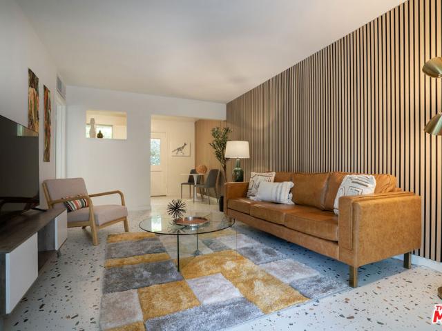 459 E Avenida Olancha 1