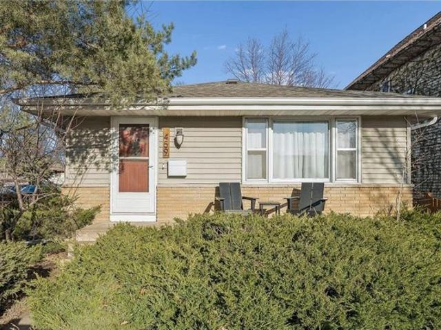 459 Madison St NE, Minneapolis, MN 55413