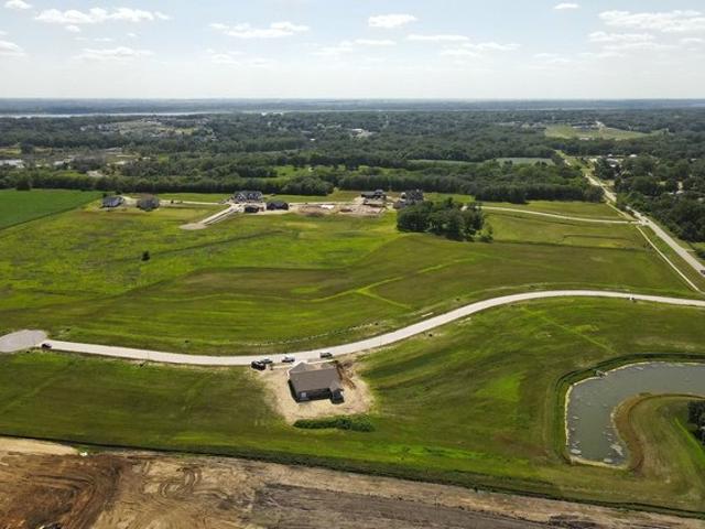459 NE Monarch Dr, Polk City, IA 50226