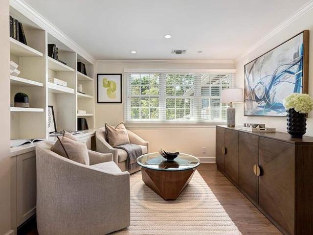 459 S Bentley Ave, Los Angeles, CA 90049