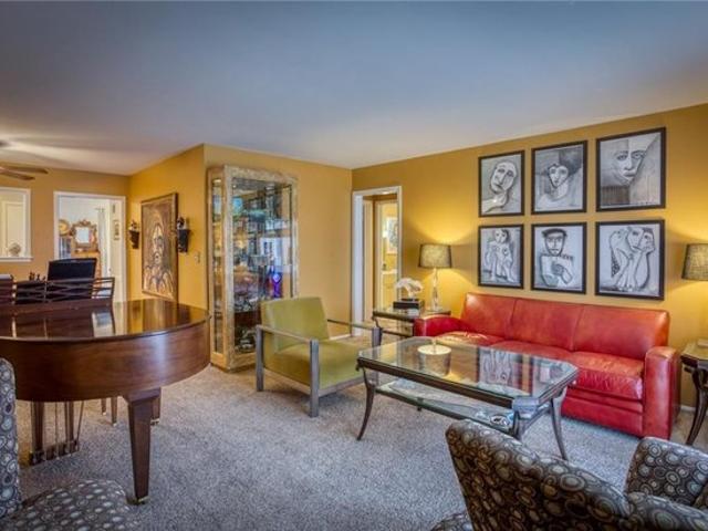 459 W 104th St Unit B, Kansas City, MO 64114