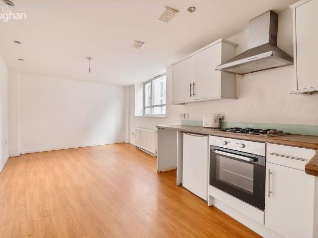 45 47 Cheapside, Brighton, East Sussex BN1, 1 bed flat to rent, £1,150 pcm | PrimeLocation