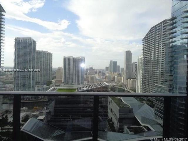 45 9th St SW #2709, Miami, FL 33130