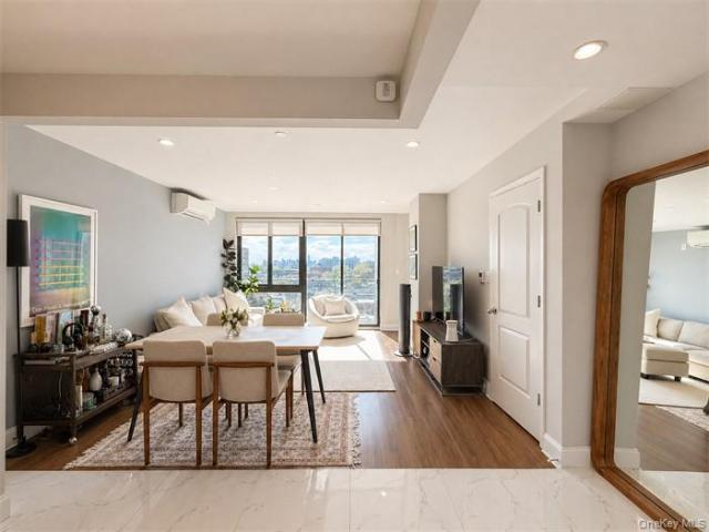 45 11 82nd Street, Unit W8G