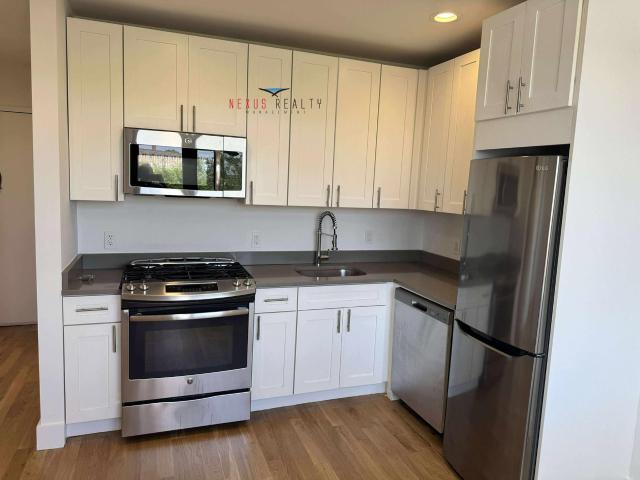 45 11 Broadway, Queens, NY
