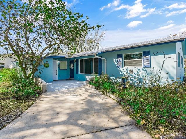 45 1st Ct SW, Vero Beach, FL 32962 | MLS #294628 | Compass