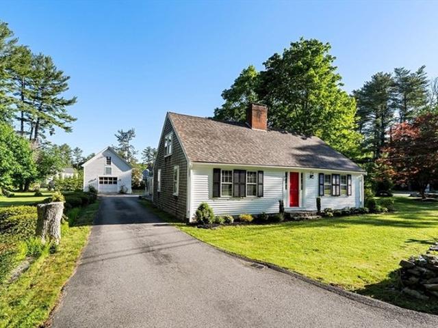 45 Taylor St, Pembroke, MA 02359