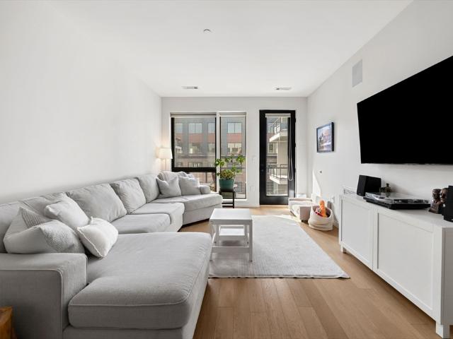 45 W 3rd St, Unit 406, Boston, MA 02127 | MLS #73499 | Compass