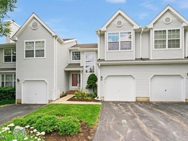 45 Weatherhill Rd, Hamburg, NJ 07419