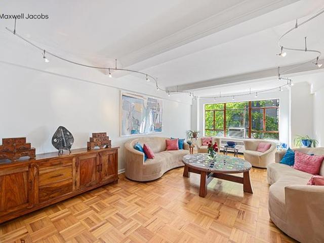 45 West 54th Street, New York, NY