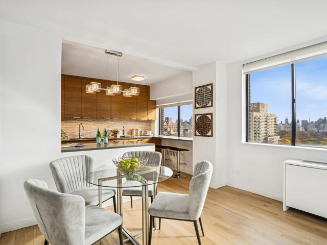 45 West 67th Street, New York, NY