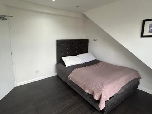 45 Windsor Road, London, E11 3QU, United Kingdom | 1 bed house for rent #166054717 | Rentberry