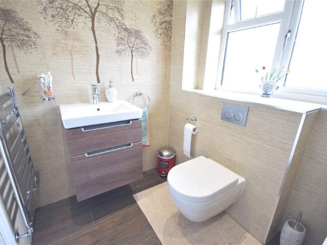 45, Wike Ridge Avenue, Alwoodley, Leeds, LS17 9NN