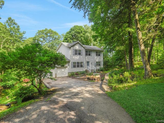 45 Willow Lake Drive