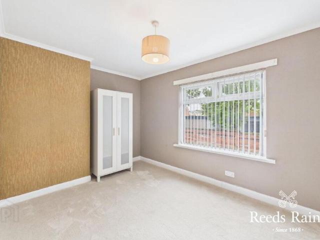 45 Willowfield Drive, Woodstock, Belfast, BT6 8HN