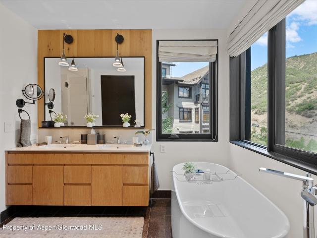 45 Wood Rd, Unit 401, Snowmass Village, CO 81615 | MLS #193466