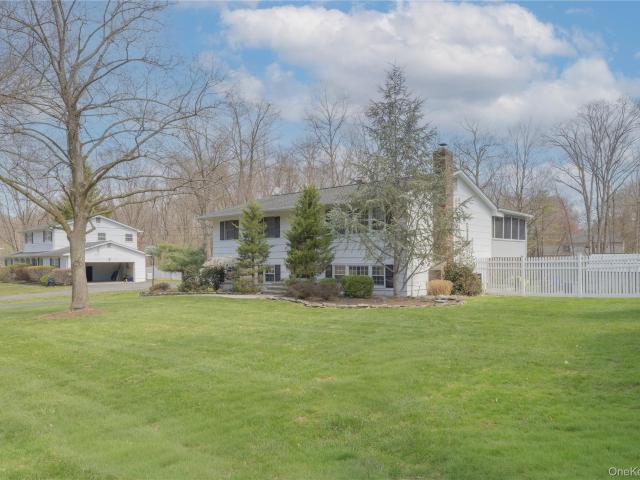 45 Woodglen Drive
