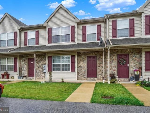 45 Yarrow Ct, Manchester, PA 17345