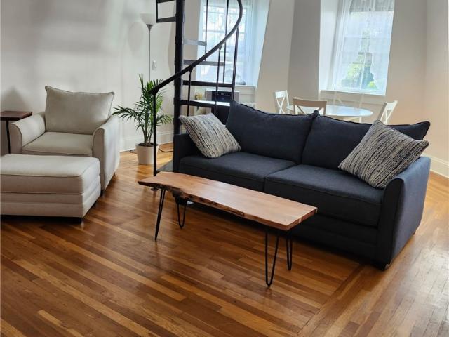 45 Ayrault Street 9