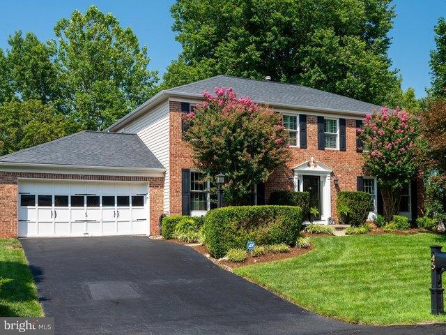 45 Balmoral Dr, Chadds Ford, PA 19317