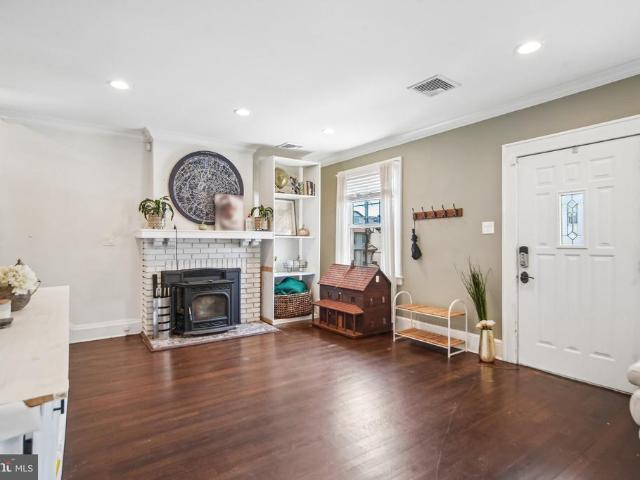 45 Bayview Ave