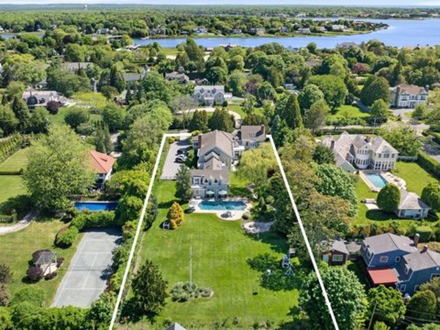 45 Beach Ln, Westhampton Beach, NY 11978