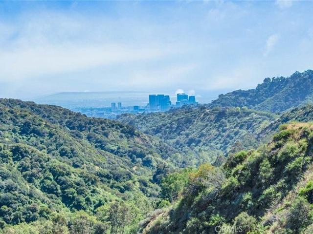 45 Beverly Park Cir, Beverly Hills, CA 90210