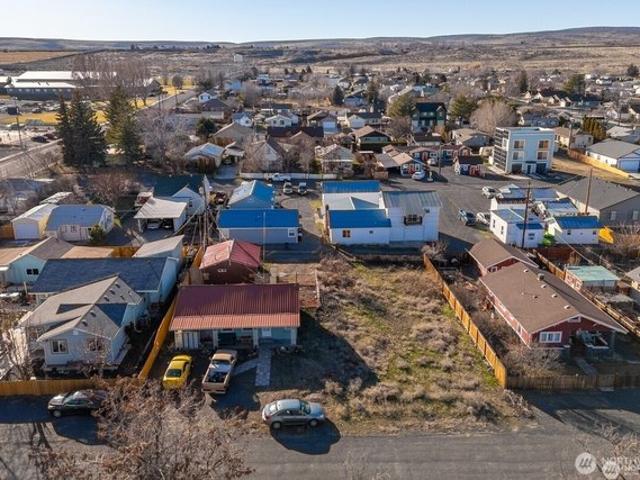 45 Birch St SW, Soap Lake, WA 98851