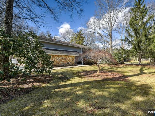 45 Birchwood Lane