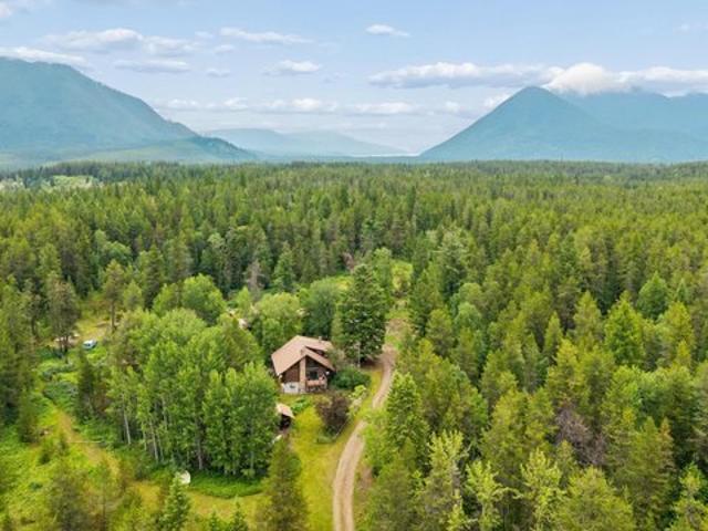 45 Breezy Bay Dr, West Glacier, MT 59936