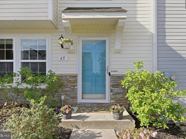 45 Britania Court