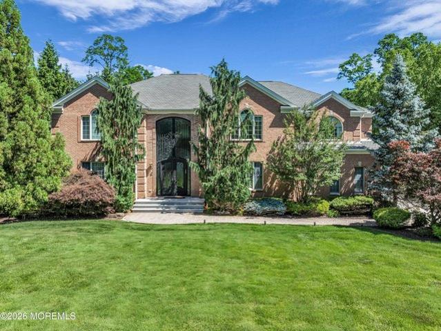45 Centerville Rd, Holmdel, NJ 07733
