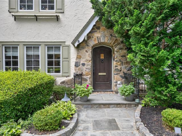45 Cedar Drive