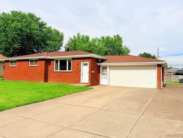 45 Charlescrest Ct, Buffalo, NY 14224