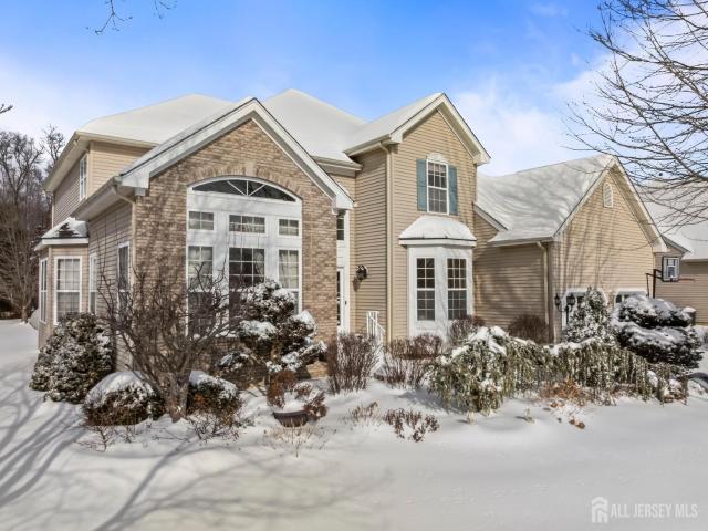 45 Cortland Dr, East Brunswick, NJ