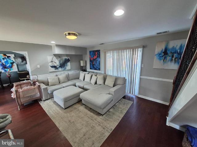 45 Coral Lane
