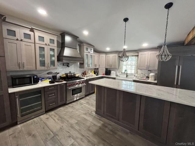 45 Croft Ln, Smithtown, NY 11787 | MLS #1017